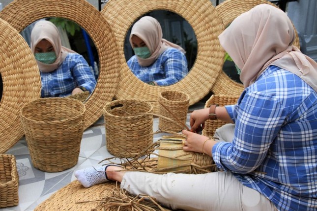 IKM (Industri Kecil dan Menengah) - AOP Semarang